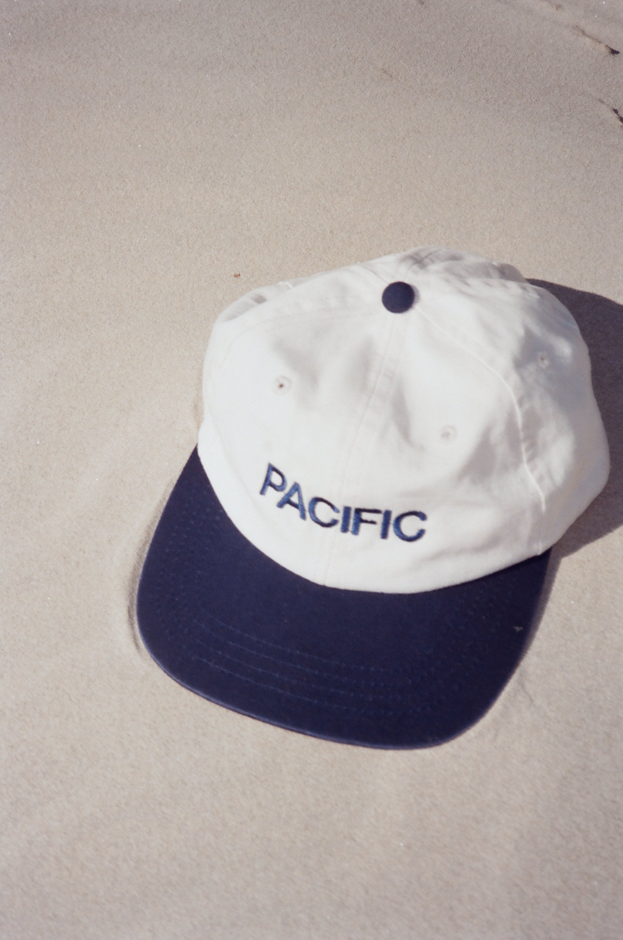 Pacific ~ Hat White/Blue – TERRY-TOWELLING